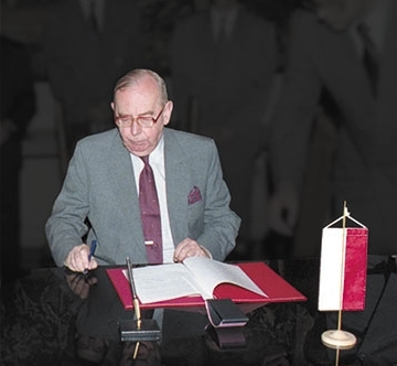 Prof. Sułek w publikacji o ministrze MSZ | UTH